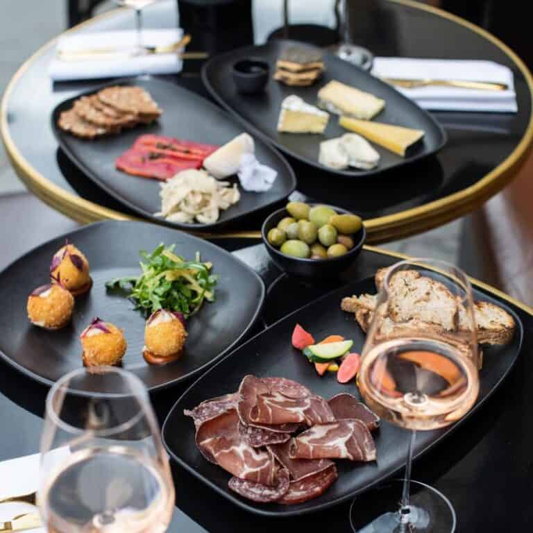12 Best Bars in King's Cross, London 2023
