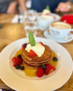 11 Best Breakfast & Brunch Spots in South Kensington